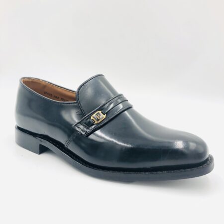 Bishop Footwear - Shoe World